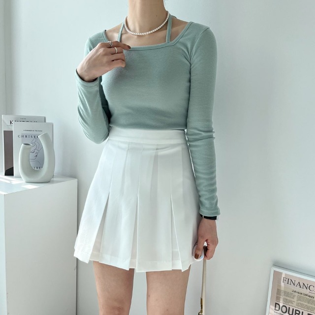 [4col] (春の新作) ホルタースクエアネックベーシックスリットTシャツ | NUGU