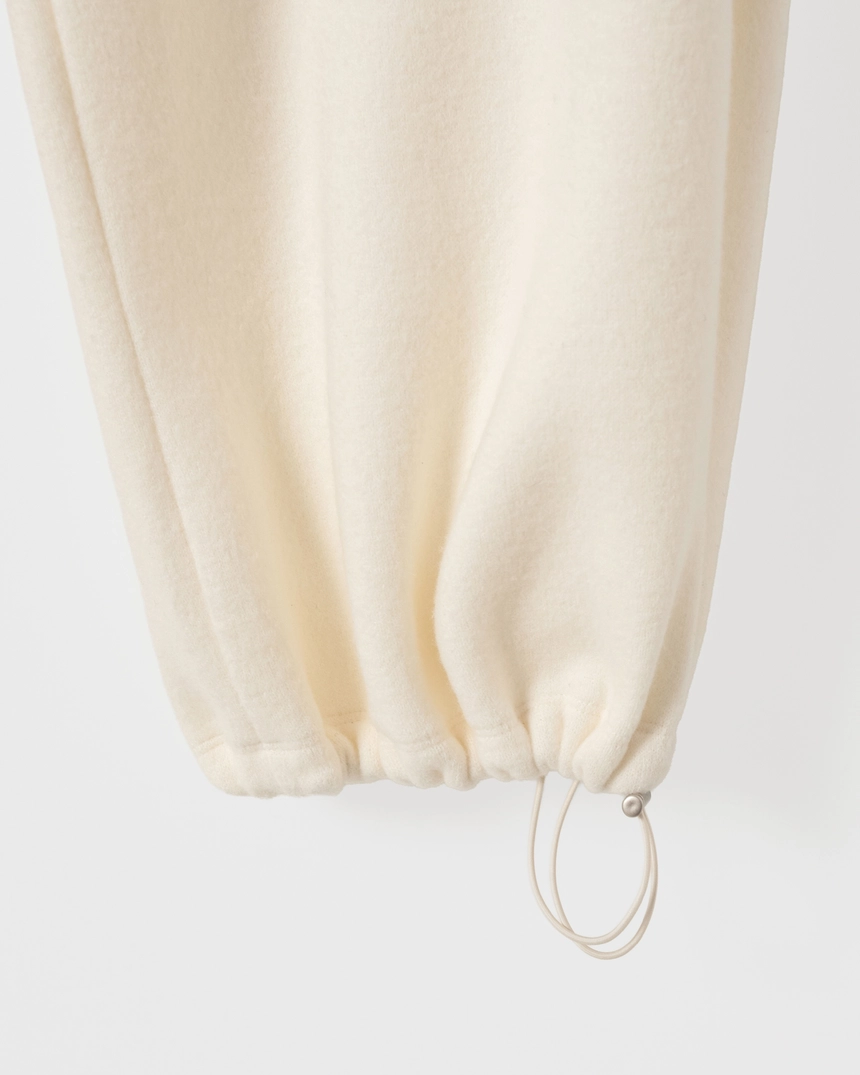 Winter Snow Sweat Pants (Ivory) | ファッション通販サイト NUGU