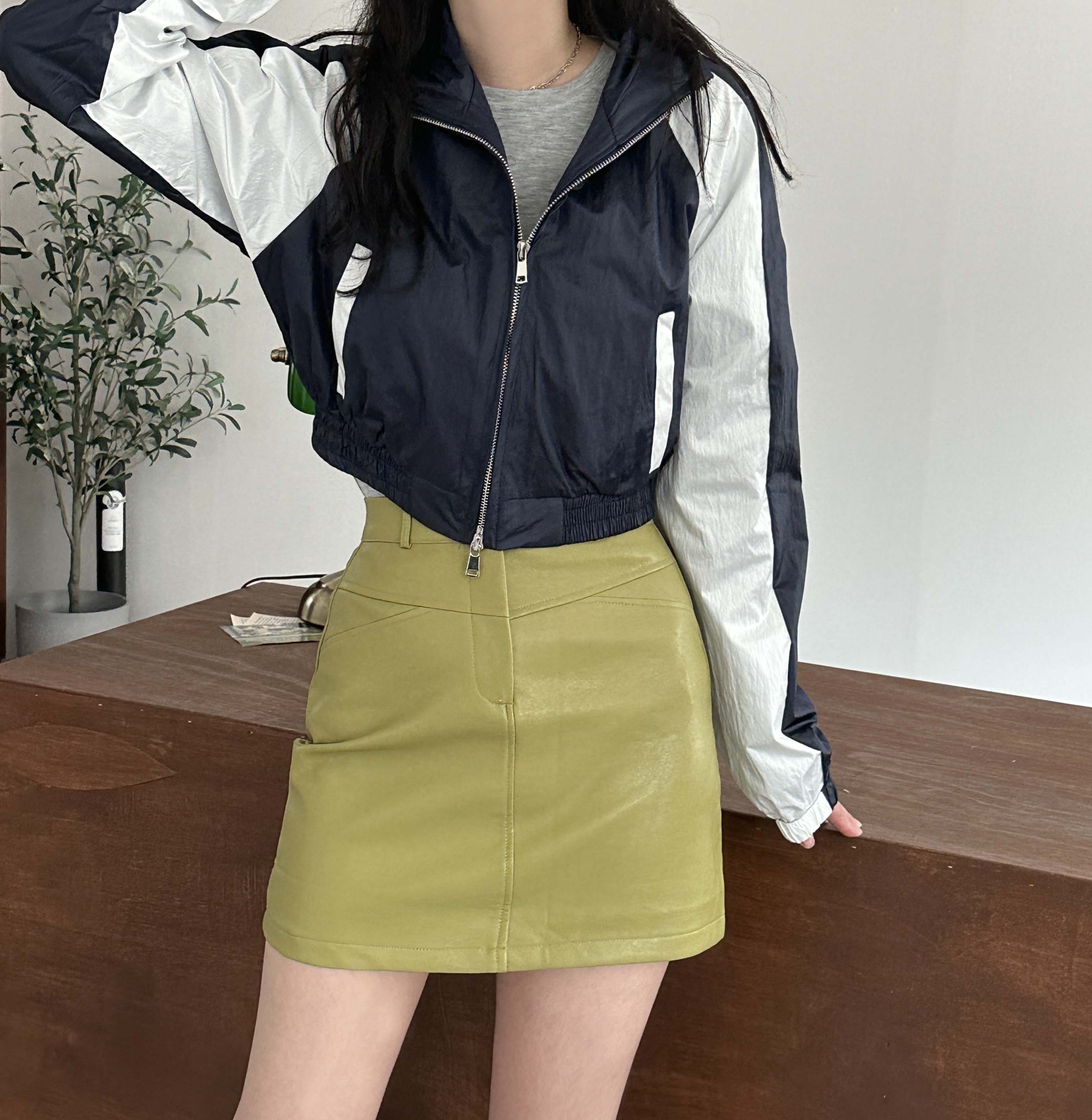 y2kバイカラークロップドマウンテンパーカー(3color) | ファッション通販サイト NUGU