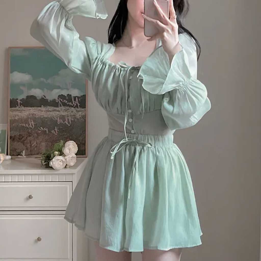 [SET] リボンスクエアネックブラウス＋ショートパンツ2ピースセットアップ | ファッション通販サイト NUGU