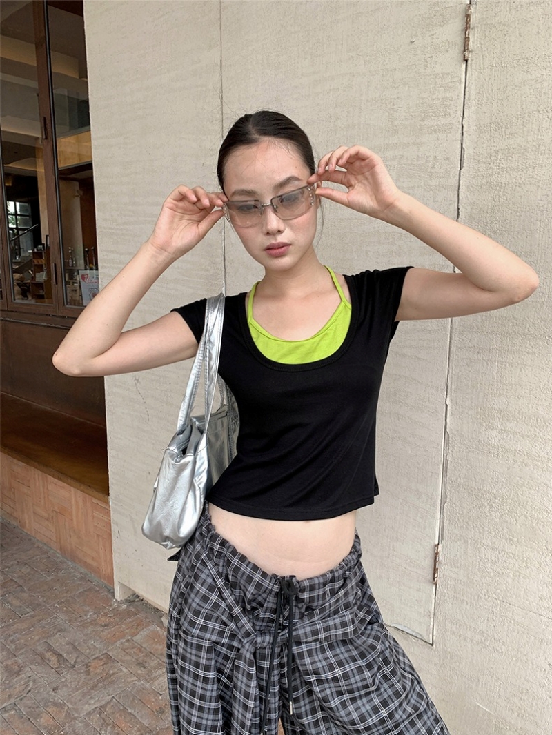 インナーホルターネックレイヤード半袖Tシャツ | ファッション通販サイト NUGU