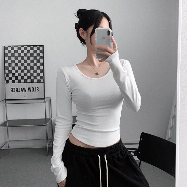 [裏地起毛] Uネックアシンメトリー長袖Tシャツ(4color) | ファッション通販サイト NUGU