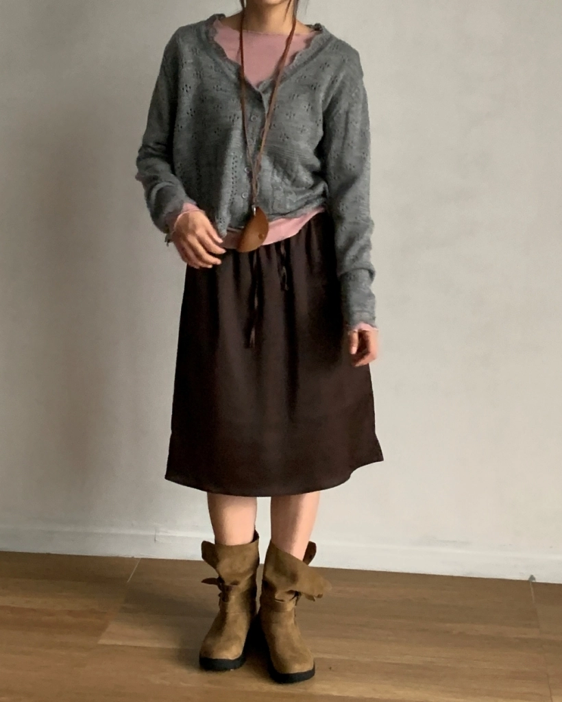 ロウウエストサテンミディスカート | ファッション通販サイト NUGU