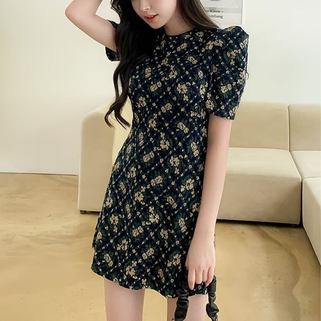 フラワーストレッチミニワンピース | ファッション通販サイト NUGU