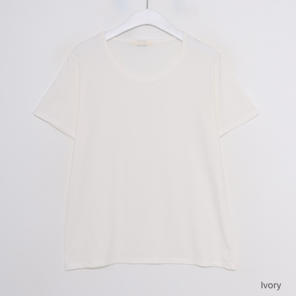 Basic u neck t-shirt | ファッション通販サイト NUGU