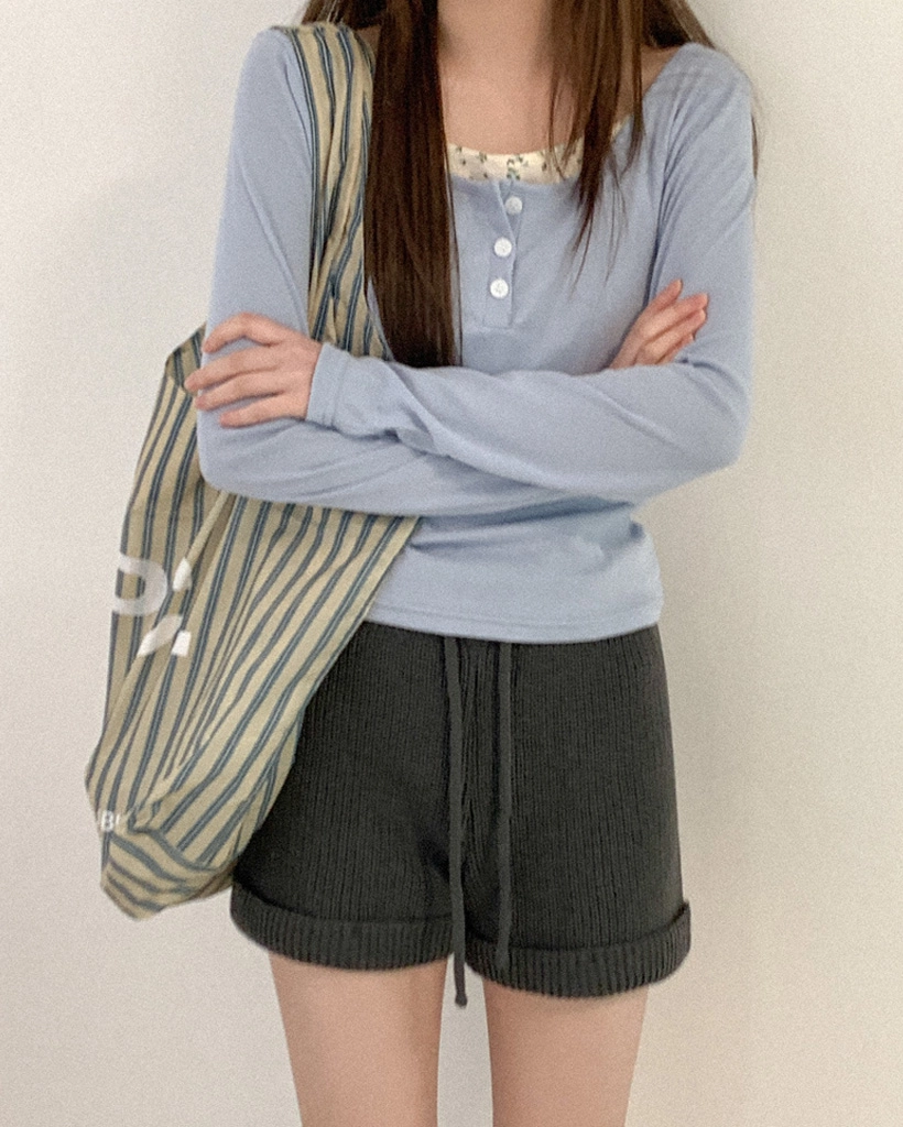 (set) フラワーレイヤードボタンTシャツ | ファッション通販サイト NUGU