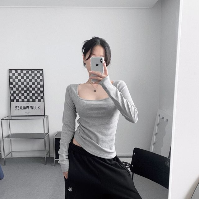 ベーシックスクエアネック長袖Tシャツインナー(4color) | NUGU