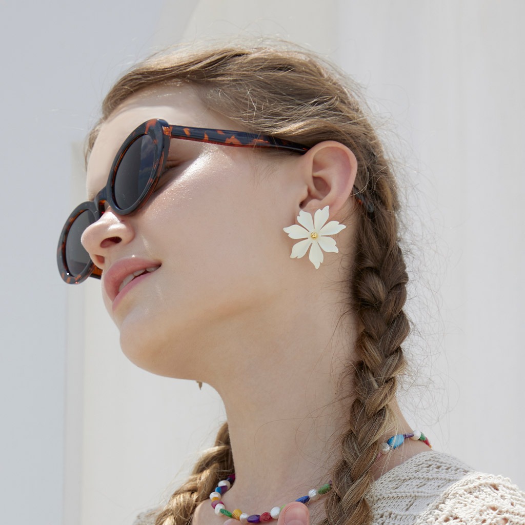 flower earrings | ファッション通販サイト NUGU