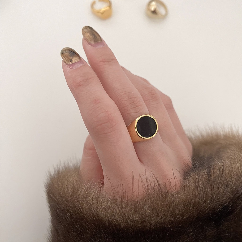 circle nacre ring | NUGU