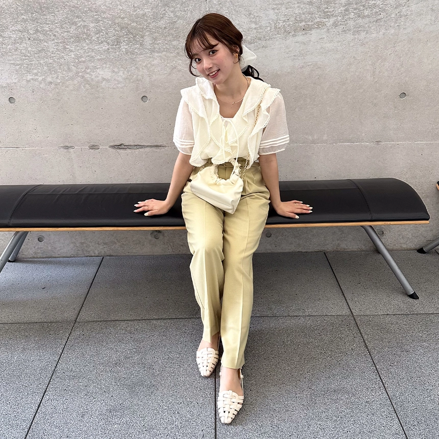 ラッフル半袖ブラウス | ファッション通販サイト NUGU