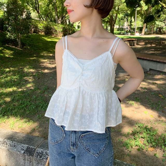 フラワーパンチングキャミブラウス | ファッション通販サイト NUGU