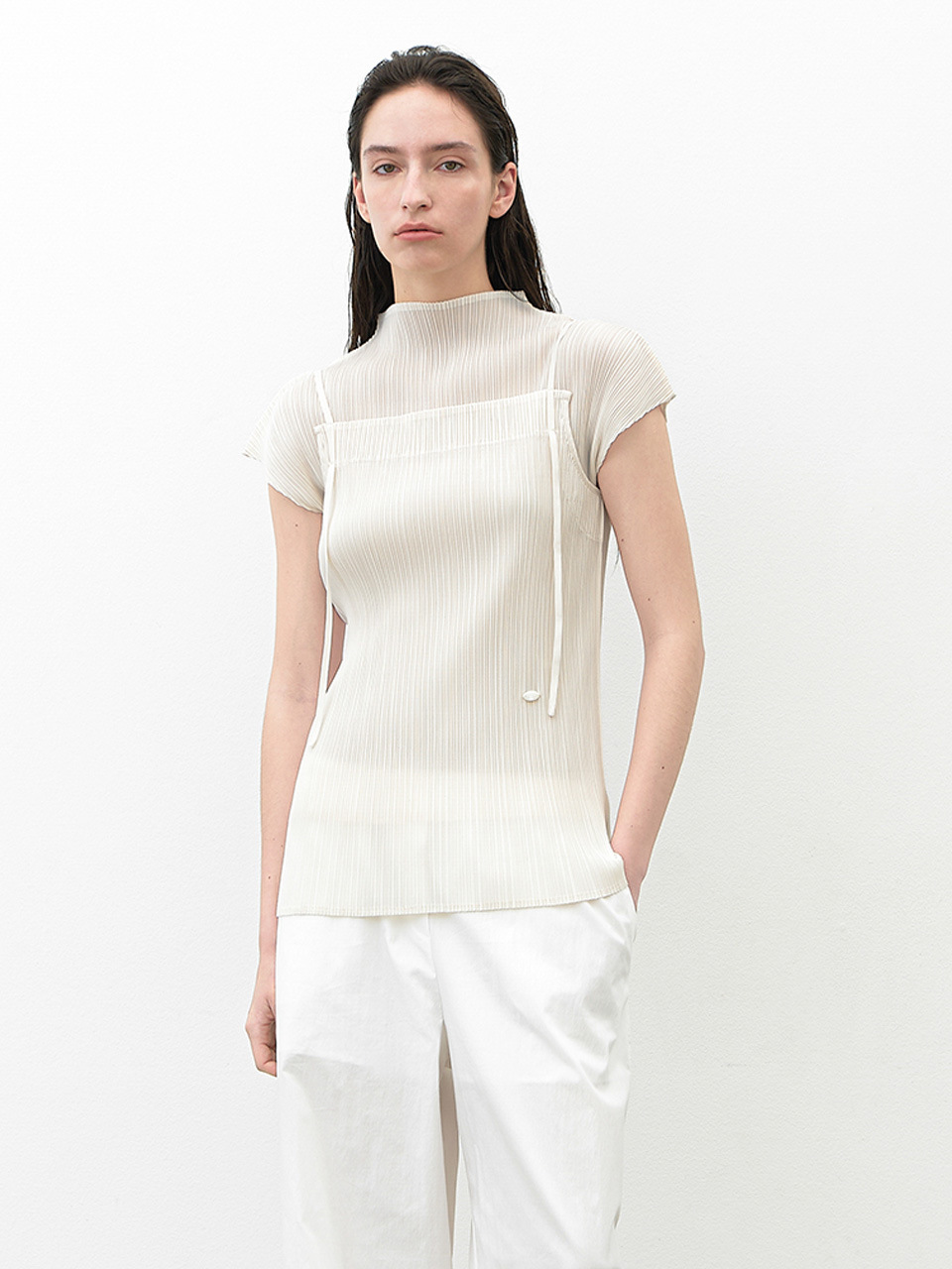 (BL-4341)PLEATS STRING SLEEVELESS TOP | ファッション通販サイト NUGU