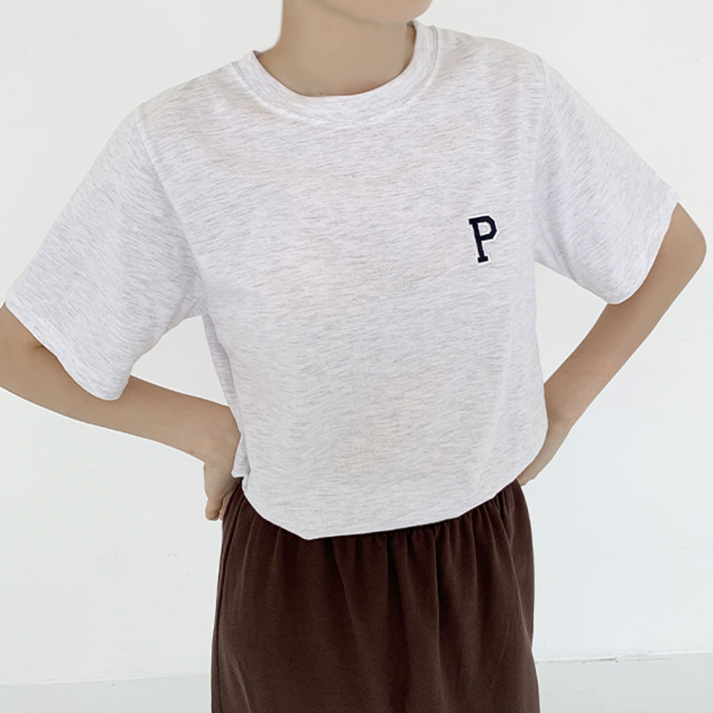 P logo t-shirt | ファッション通販サイト NUGU