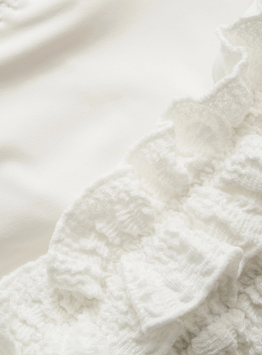 White Breeze Ruffle Bikini | ファッション通販サイト NUGU