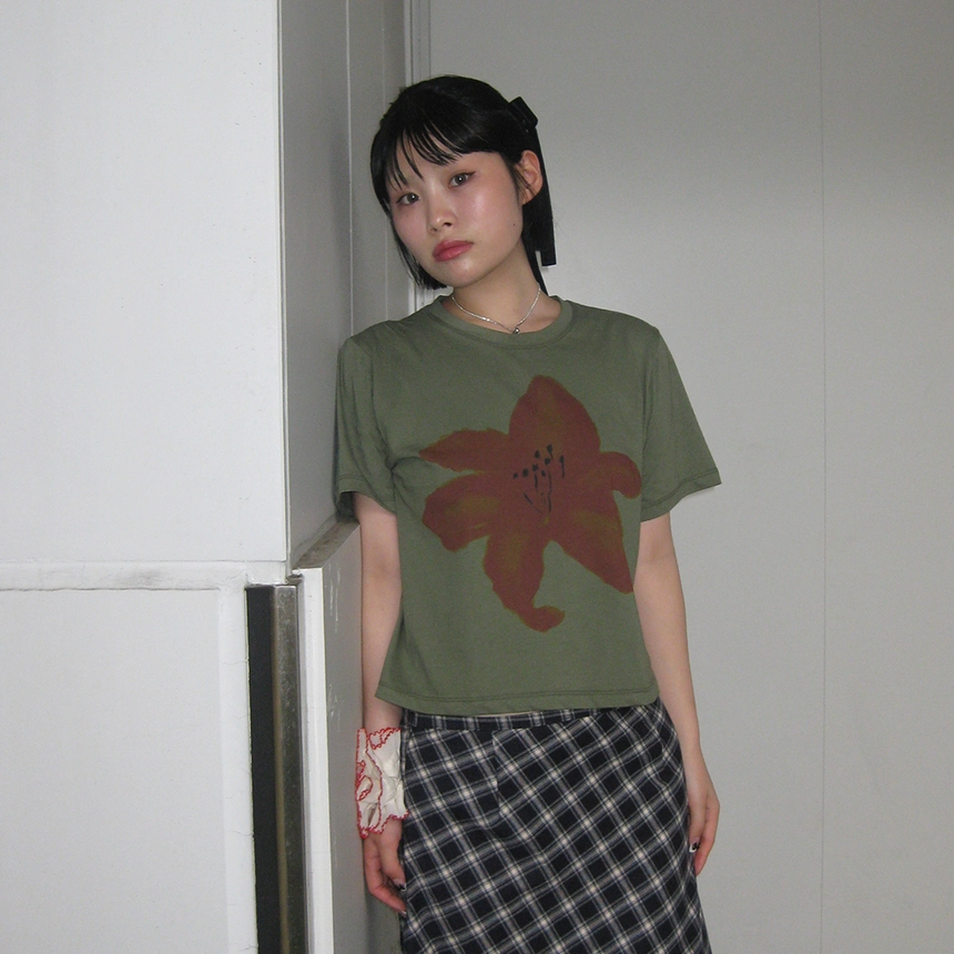 フラワーTシャツ | ファッション通販サイト NUGU