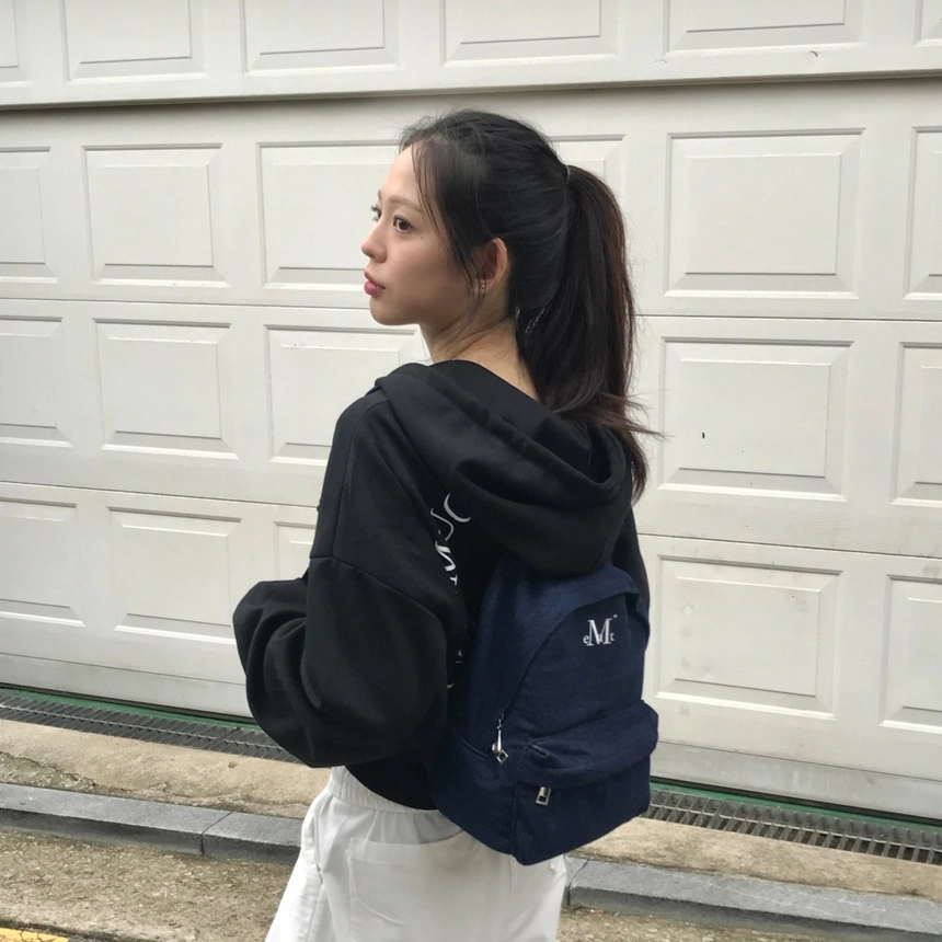 BACK LOGO 2-WAY HOOD ZIP-UP (2Color) | ファッション通販サイト NUGU