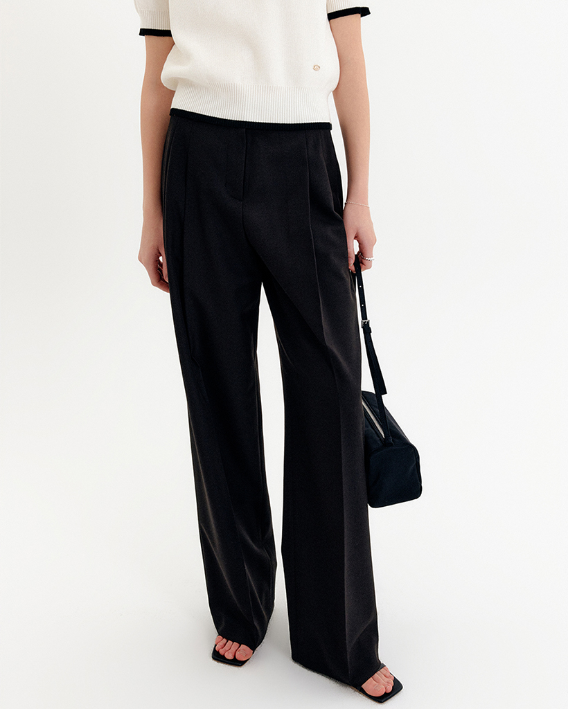 ISLA TWO-TUCK WIDE PANTS_BLACK | ファッション通販サイト NUGU