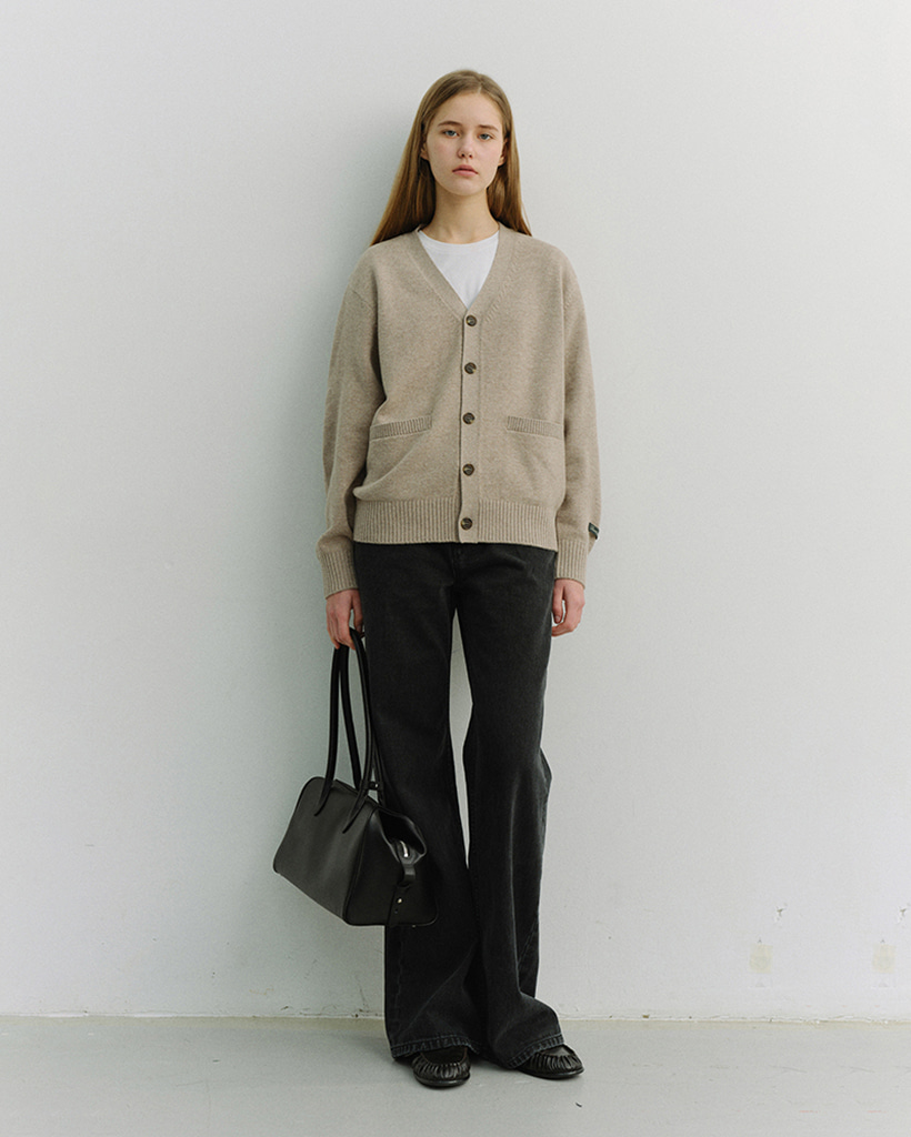 UNISEX BOYFRIEND KNIT CARDIGAN OATMEAL BEIGE_UDSW6A102I2 | ファッション通販サイト NUGU