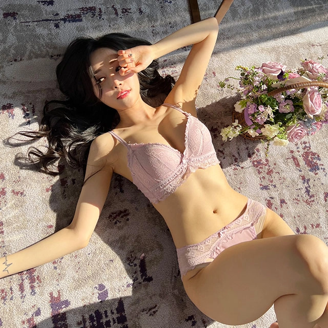 5cm ラブリー谷間ブラセット | ファッション通販サイト NUGU