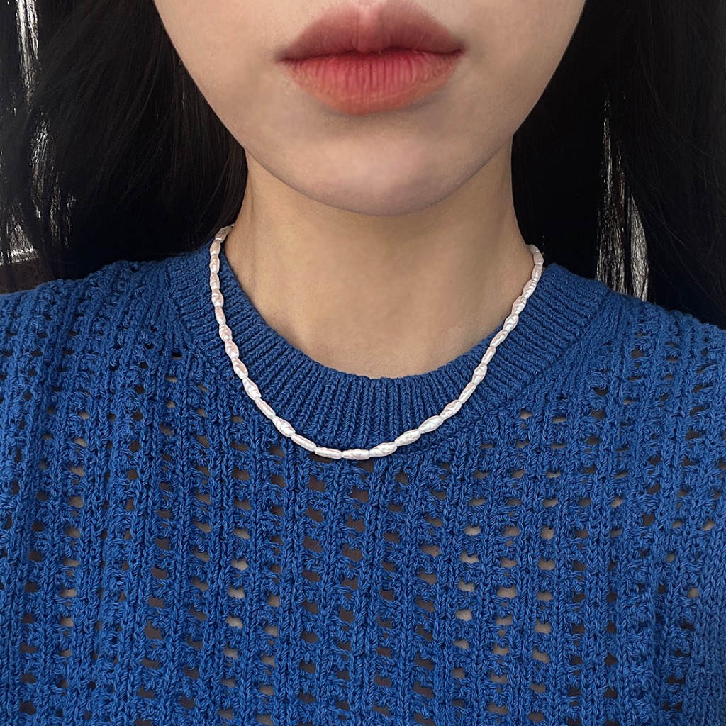 longish uneven pearl necklace | NUGU