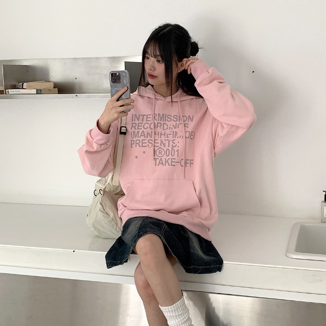 Y2Kレタリングオーバーサイズ長袖フード付きTシャツ | ファッション通販サイト NUGU