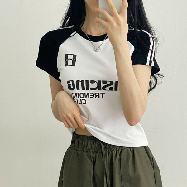 [2colors] y2k配色レタリング半袖Tシャツ | ファッション通販サイト NUGU