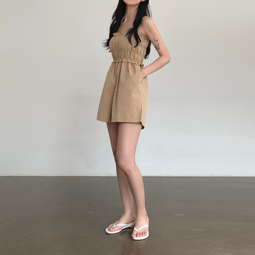 evan stitch fril smoke string short jumpsuit (2color) | ファッション通販サイト NUGU