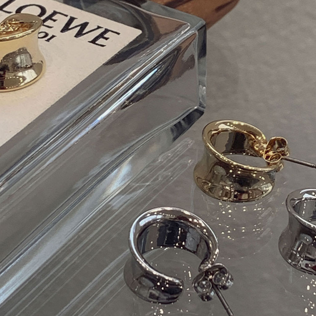 half moon earrings | ファッション通販サイト NUGU