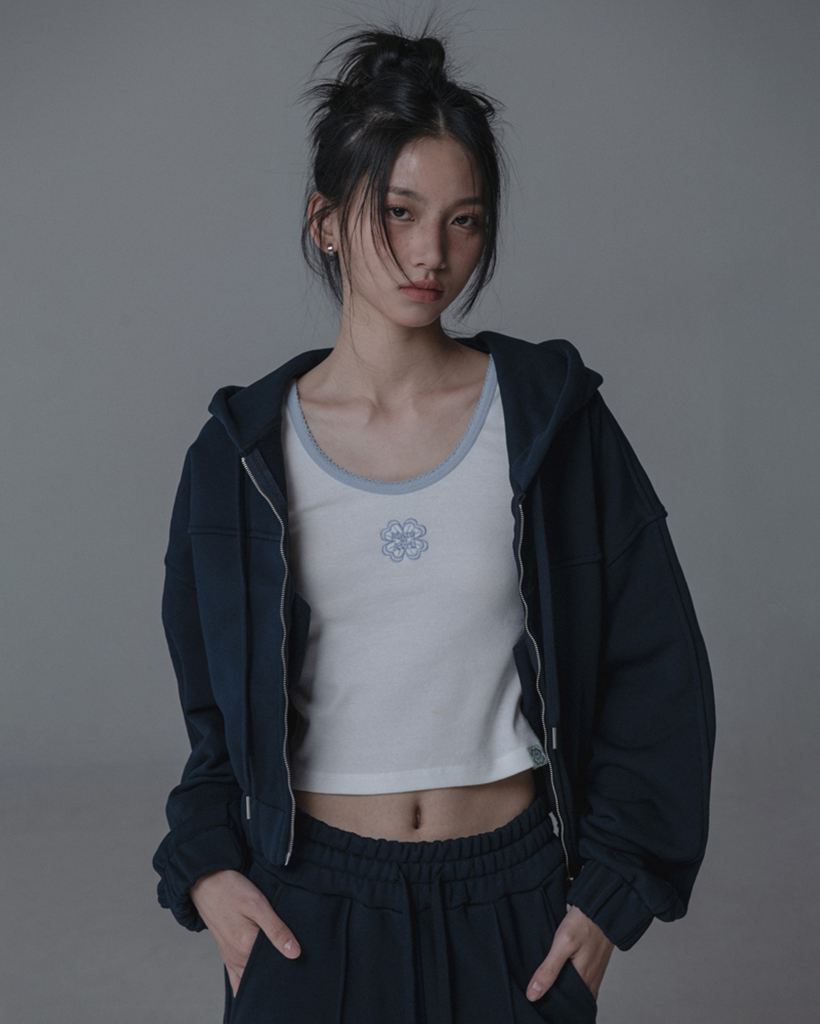 CLOVER CROP TWO-WAY HOODIE ZIPUP_NAVY | ファッション通販サイト NUGU