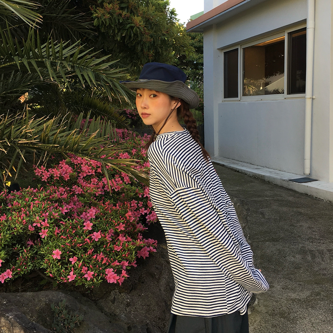 (unisex)ストライプロングスリーブ（2色） | ファッション通販サイト NUGU