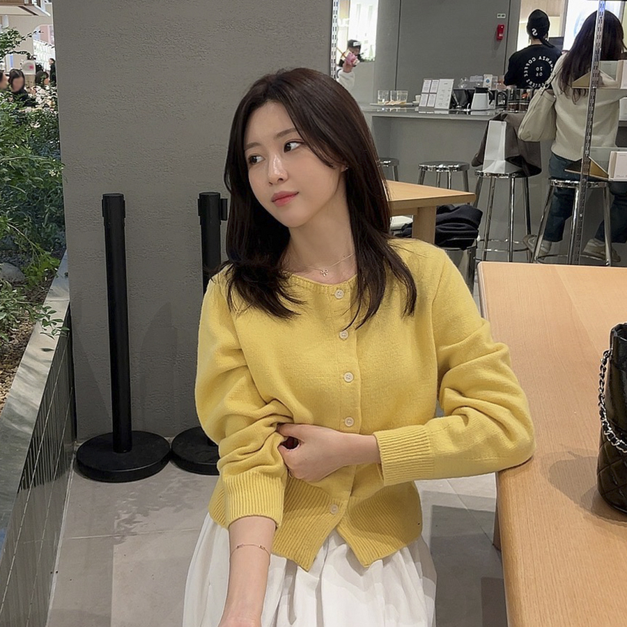 ベーシックラウンドネックカーディガン(4color) | ファッション通販サイト NUGU