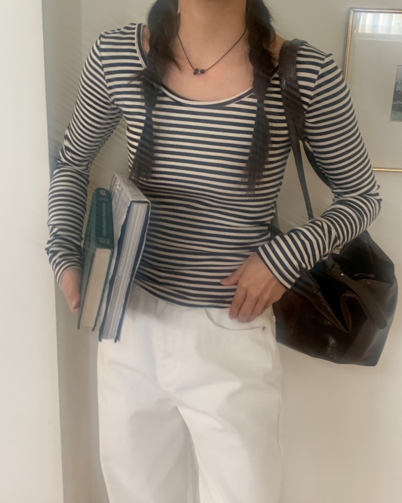 Uネックスリムボーダー長袖Tシャツ | ファッション通販サイト NUGU